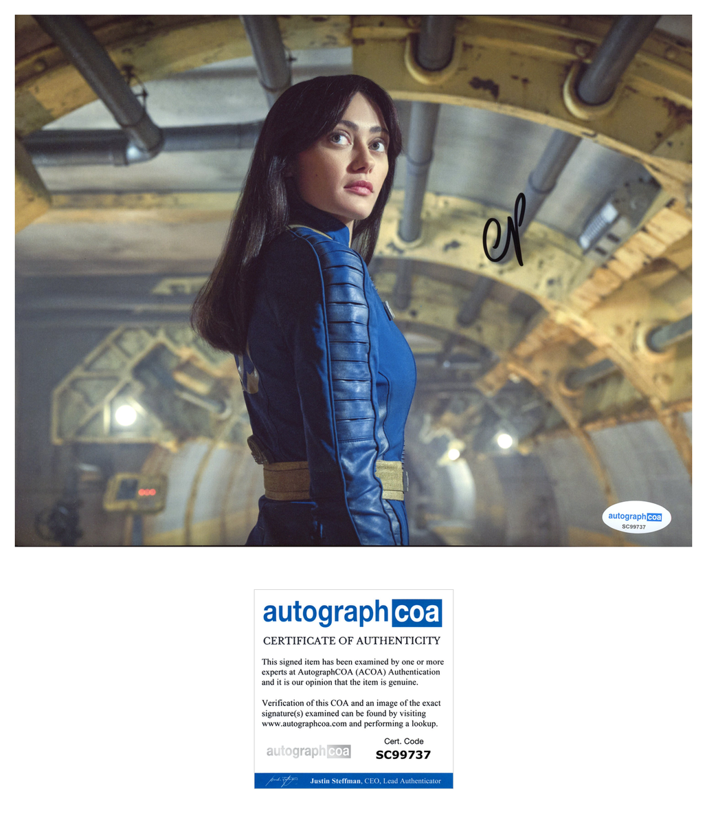 Ella Purnell Fallout Signed Autograph 8x10 Photo ACOA | Outlaw Hobbies Authentic Autographs