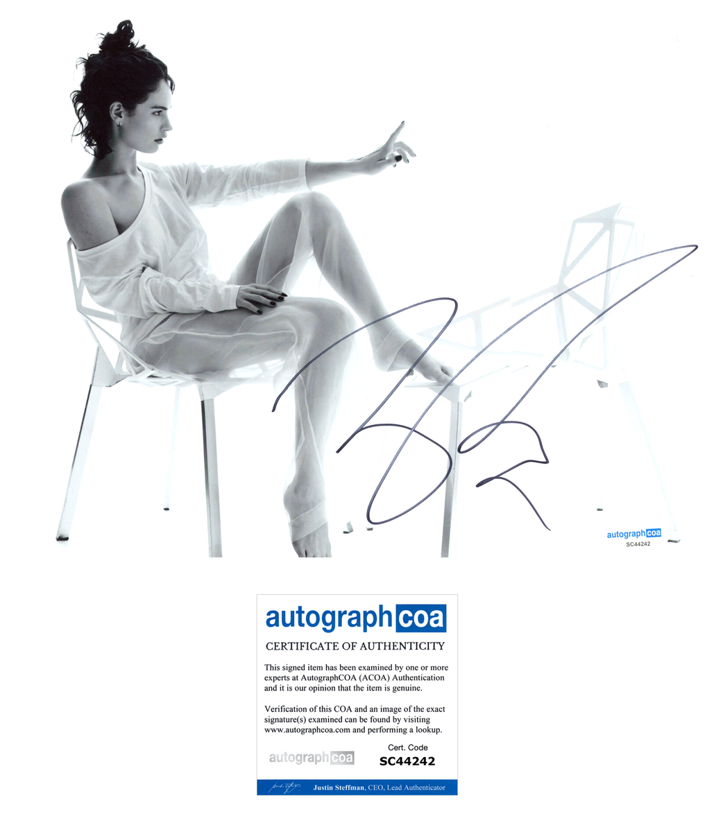Lily James Sexy Signed Autograph 8x10 Photo ACOA | Outlaw Hobbies ...