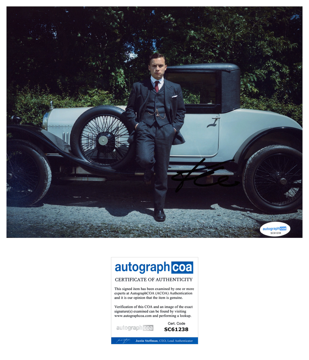 Finn Cole Animal Kingdom Signed Autograph 8x10 Photo ACOA | Outlaw ...