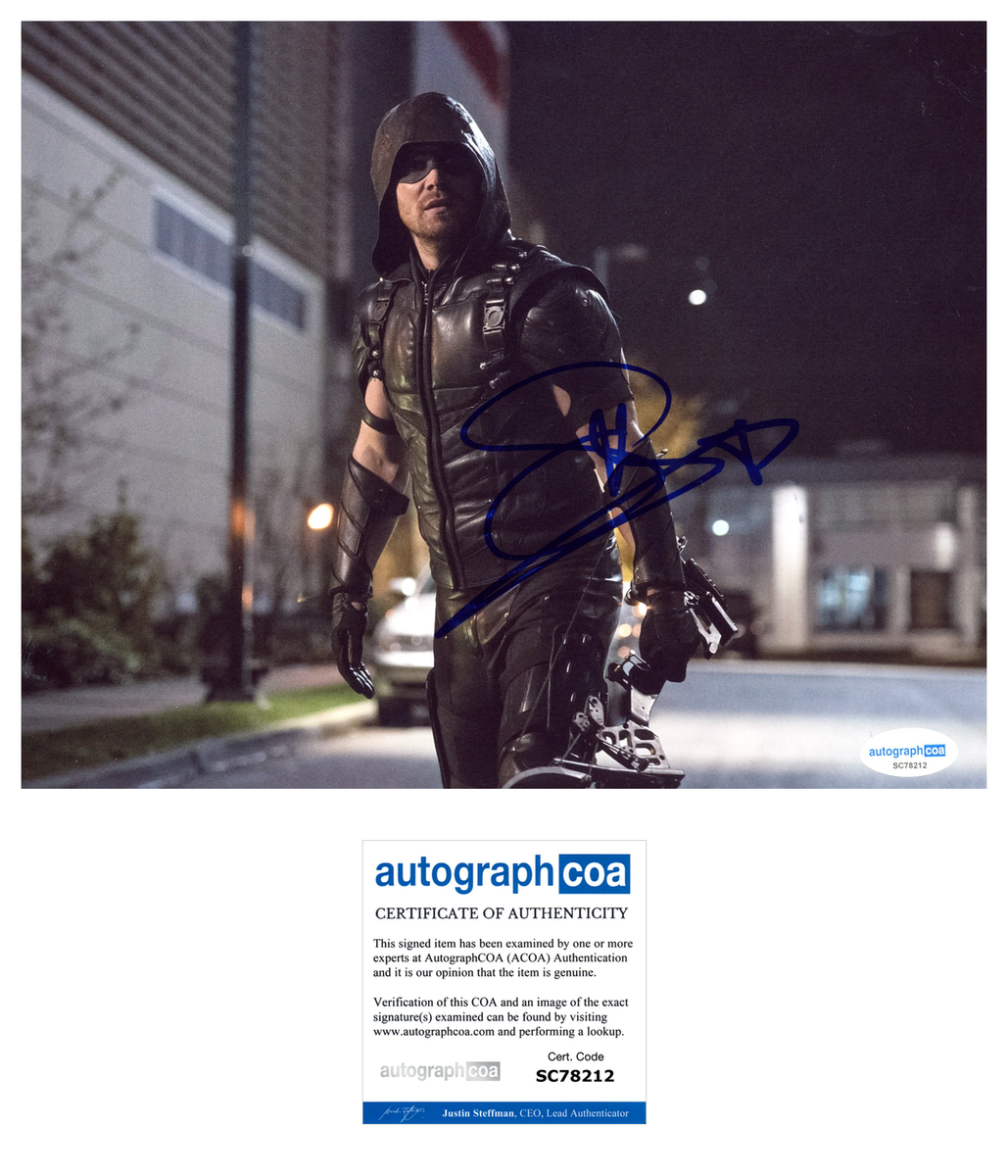 Stephen Amell Arrow Signed Autograph 8x10 Photo ACOA | Outlaw Hobbies ...