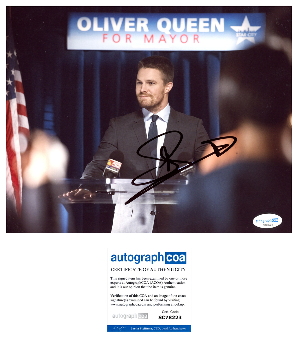 Stephen Amell Arrow Signed Autograph 8x10 Photo ACOA | Outlaw Hobbies ...