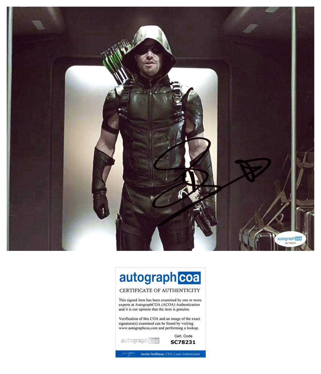 Stephen Amell Arrow Signed Autograph 8x10 Photo ACOA | Outlaw Hobbies ...