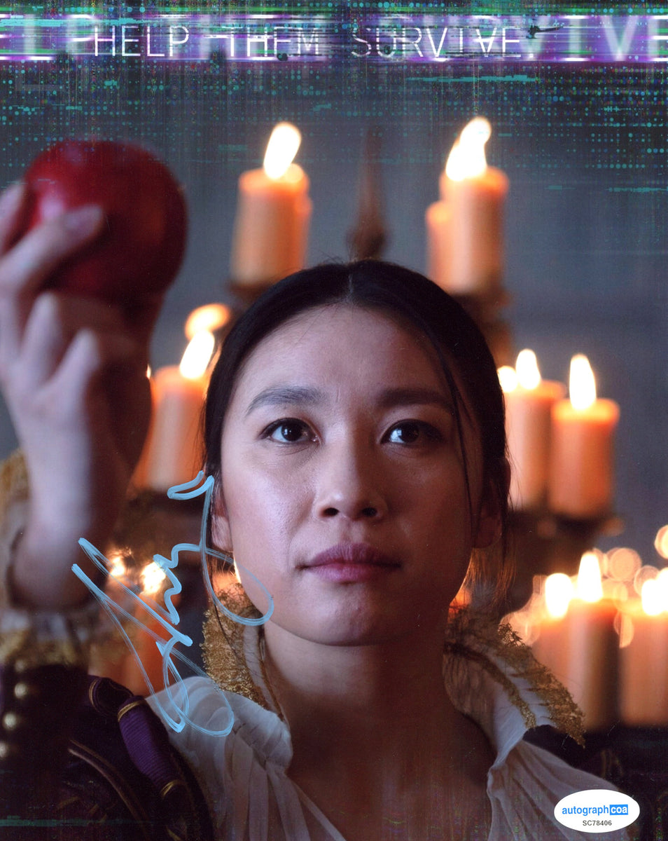 Jess Hong Three Body Problem Signed Autograph 8x10 Photo ACOA | Outlaw ...