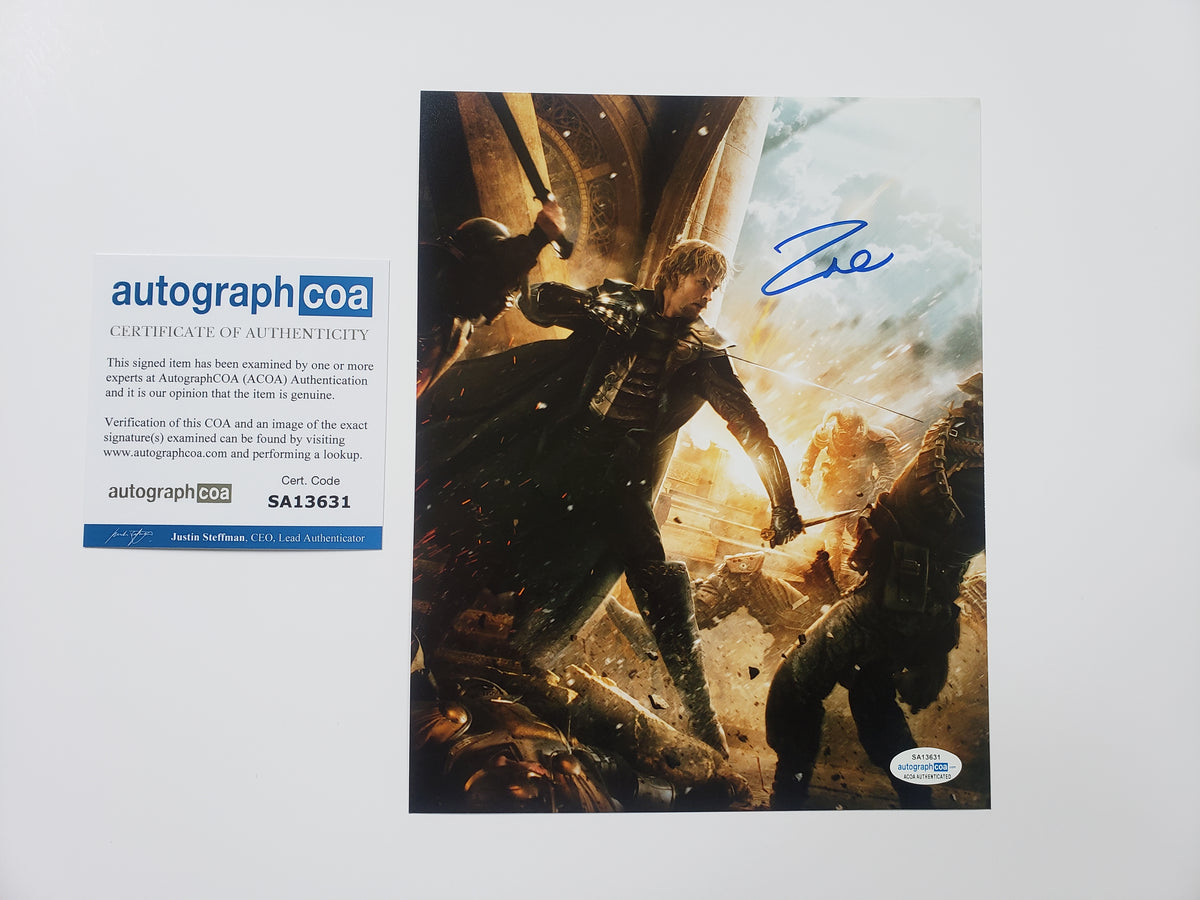 Zachary Levi Thor Signed Autograph 8x10 Photo | Outlaw Hobbies ...