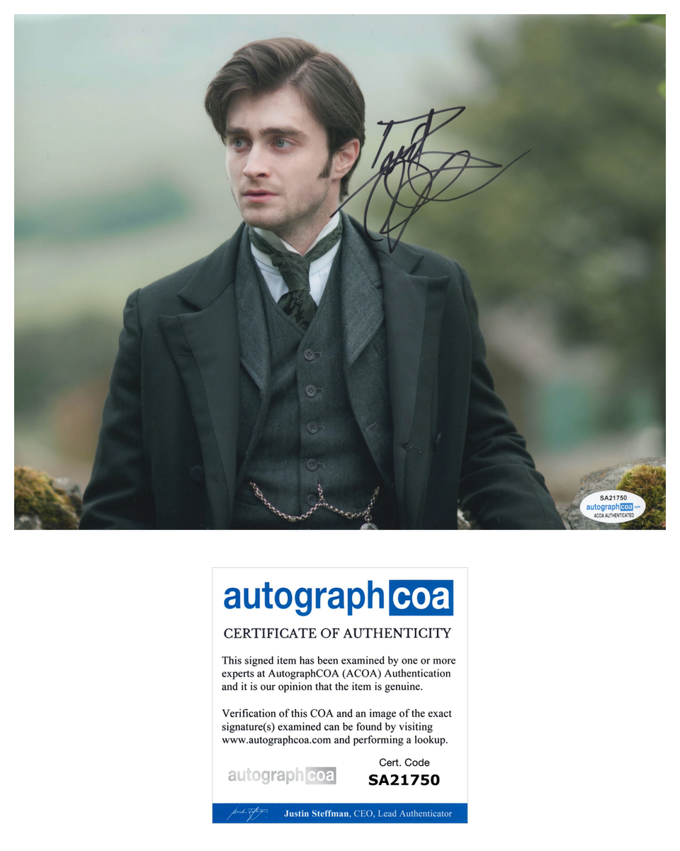 Daniel Radcliffe Signed Autograph 8x10 Photo ACOA | Outlaw Hobbies ...