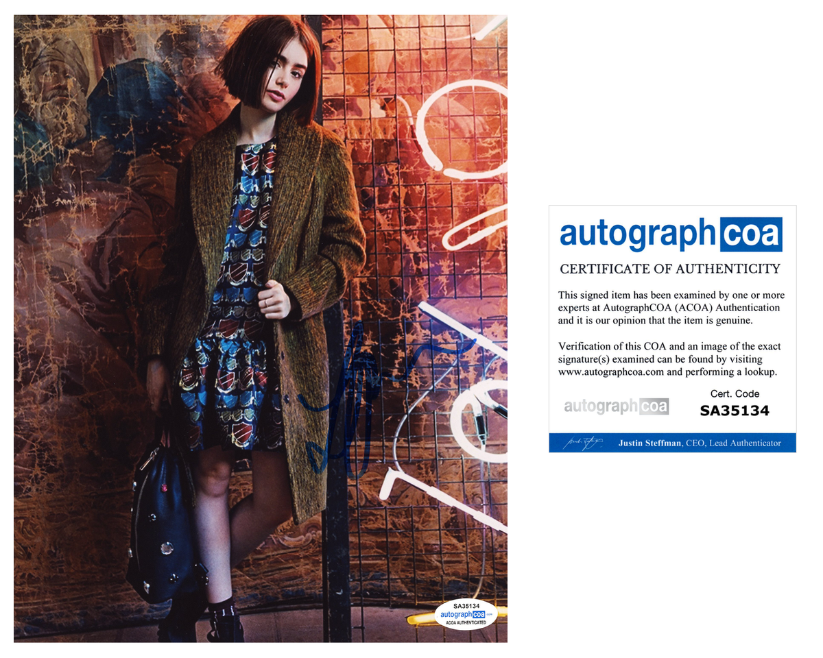 Lily Collins Emily in Paris Signed Autograph 8x10 Photo ACOA #22 ...