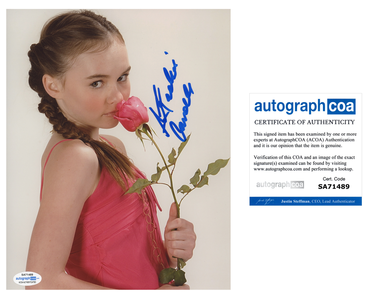 Madeline Carroll Signed Autograph 8x10 Photo ACOA | Outlaw Hobbies ...