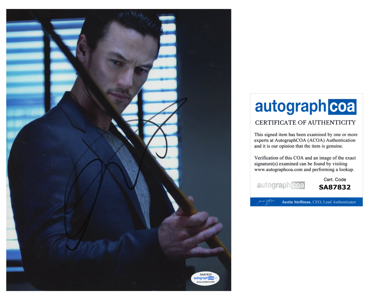 Luke Evans The Hobbit Signed Autograph 8x10 photo ACOA | Outlaw Hobbies ...