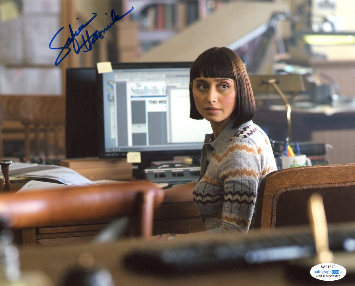 Sofia Hasmik Superman and Lois Signed Autograph 8x10 Photo ACOA ...