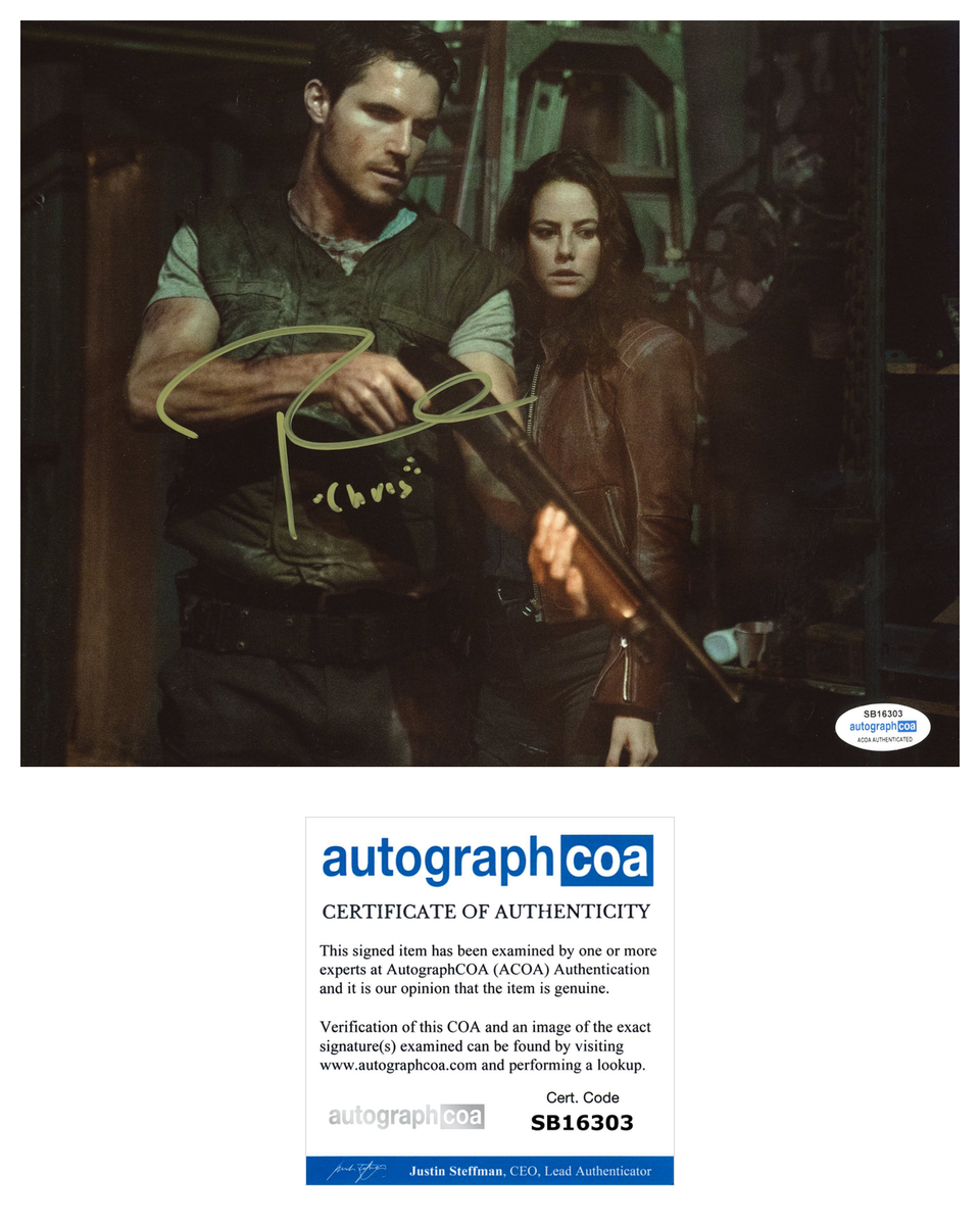 Robbie Amell Resident Evil Signed Autograph 8x10 Photo ACOA | Outlaw ...