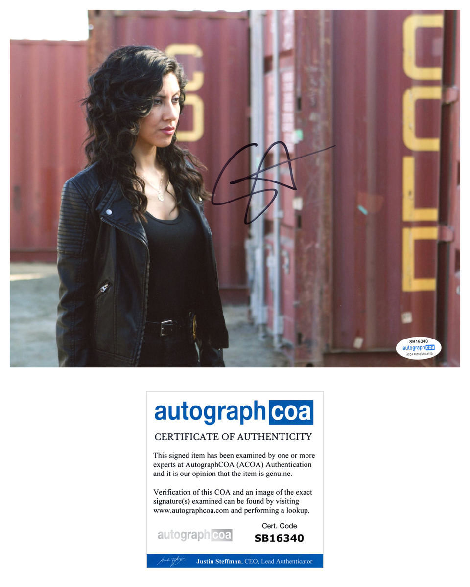 Stephanie Beatriz Brooklyn99 Signed Autograph 8x10 Photo ACOA | Outlaw ...