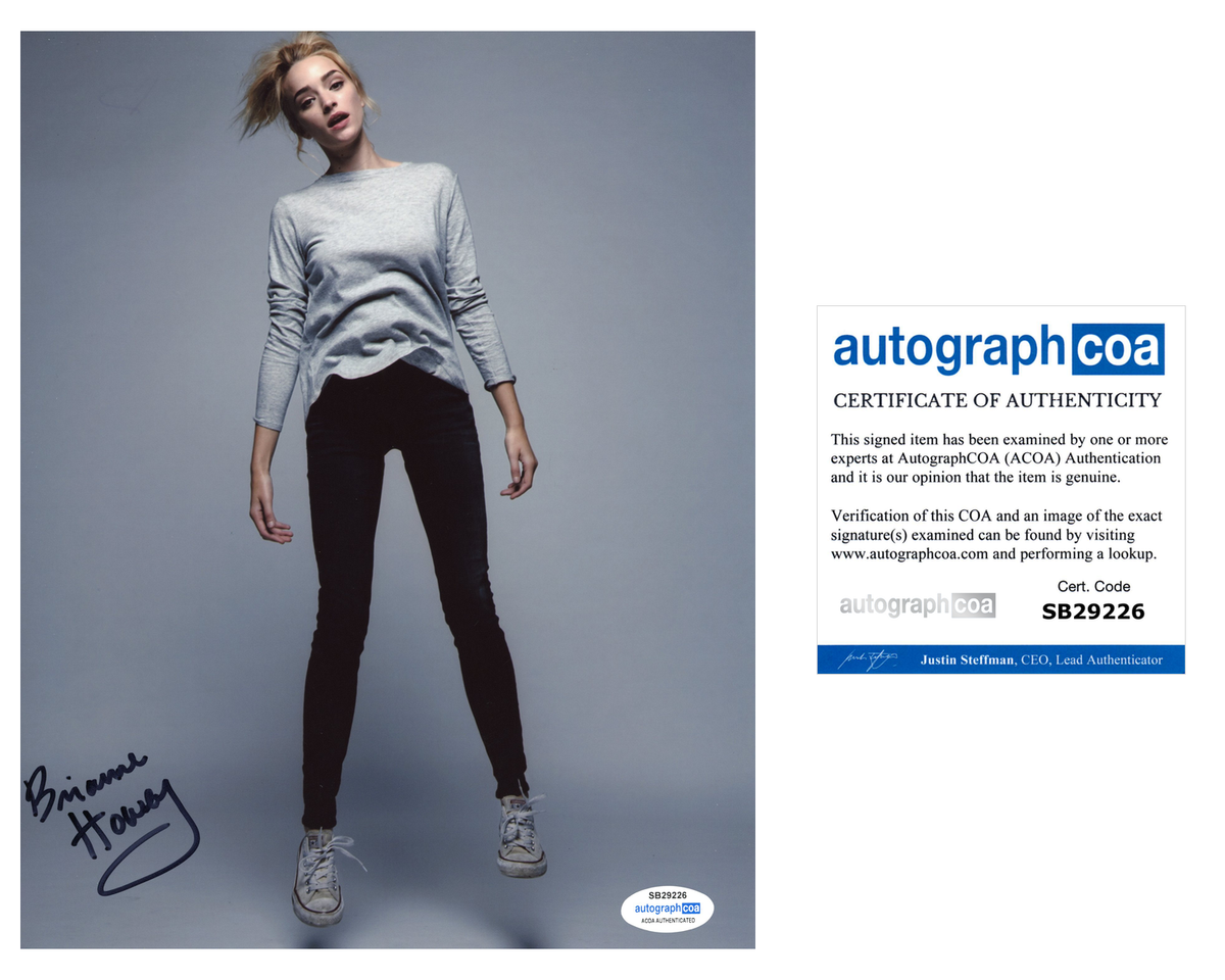 Brianne Howey Ginny & Georgia Signed Autograph 8x10 Photo ACOA | Outlaw ...