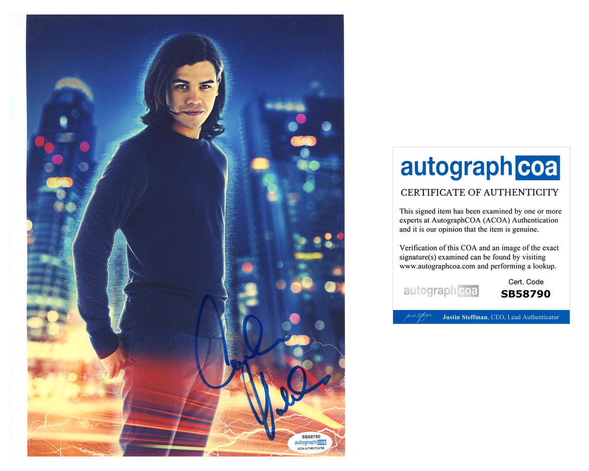 Carlos Valdes The Flash Signed Autograph 8x10 Photo ACOA | Outlaw ...