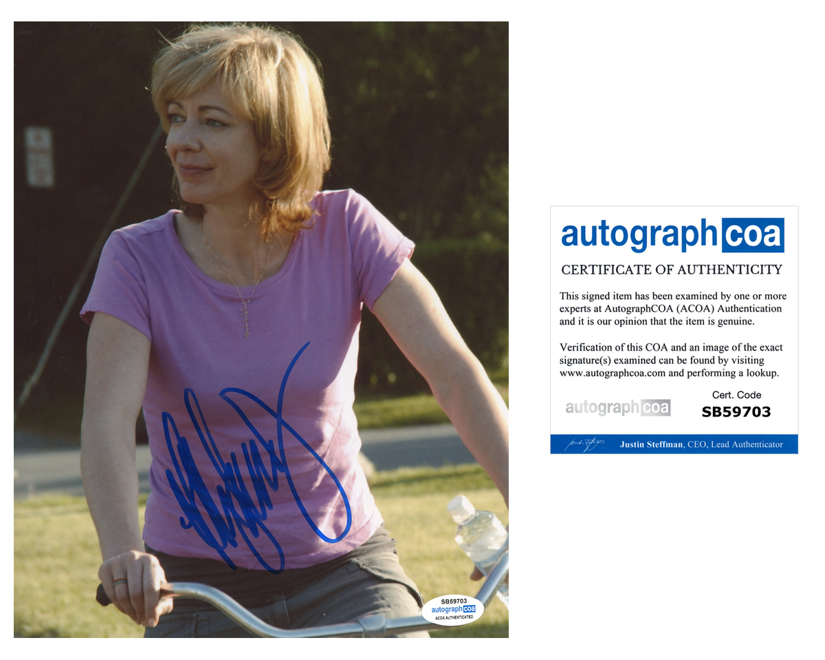 Allison Janney Sexy Signed Autograph 8x10 Photo ACOA | Outlaw Hobbies ...
