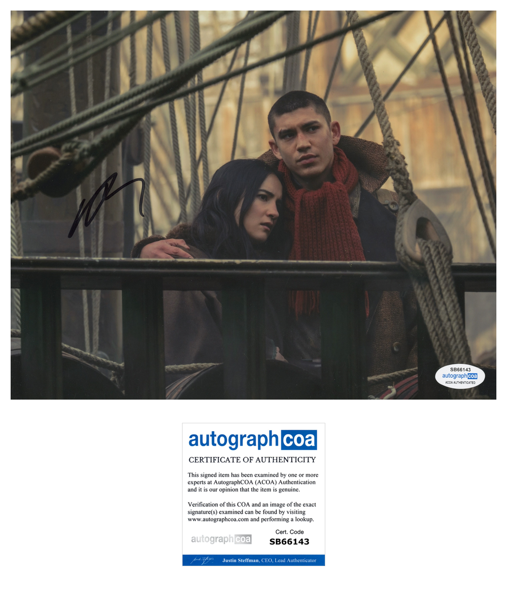 Archie Renaux Shadow and Bone Signed Autograph 8x10 Photo ACOA | Outlaw ...