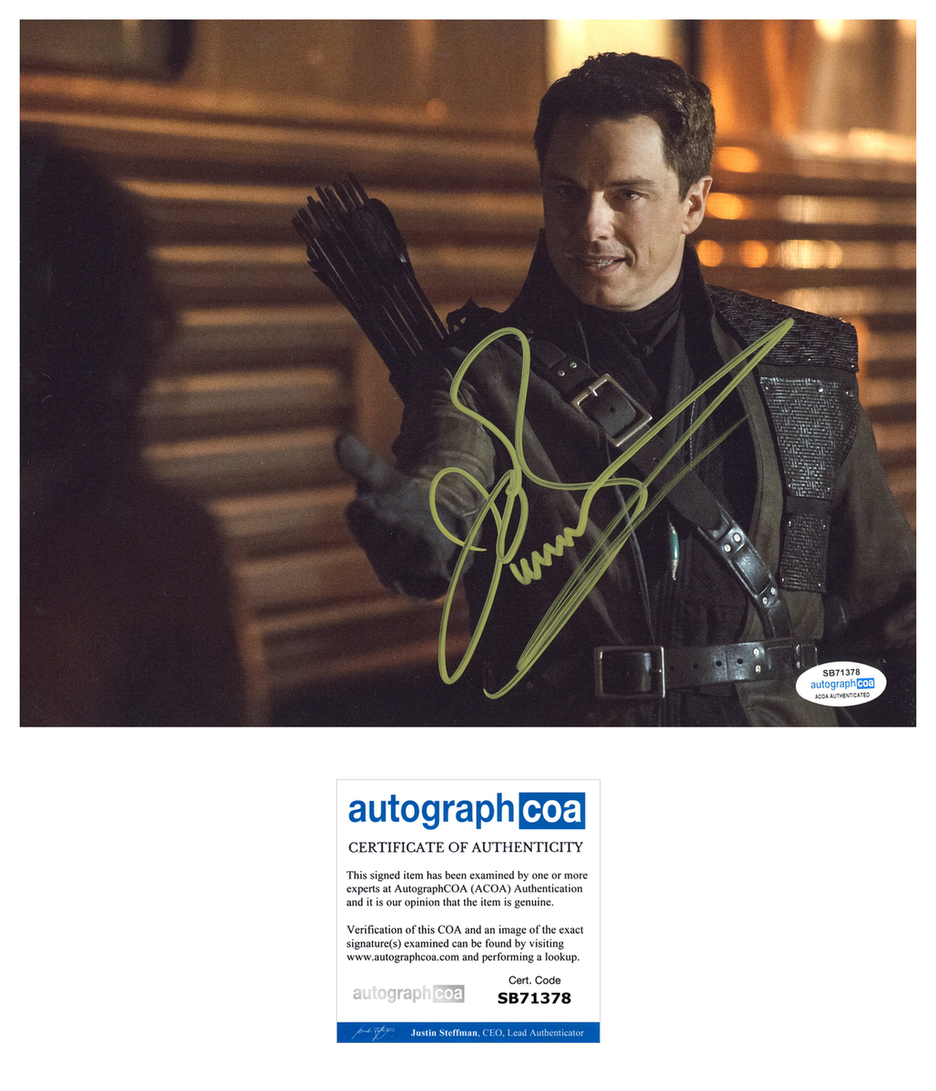 John Barrowman Arrow Signed Autograph 8x10 Photo ACOA | Outlaw Hobbies ...
