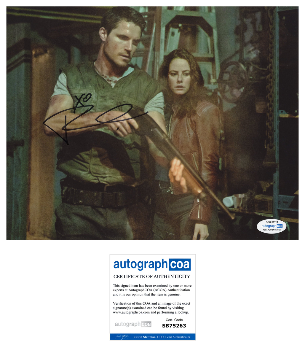 Robbie Amell Resident Evil Signed Autograph 8x10 Photo ACOA | Outlaw ...