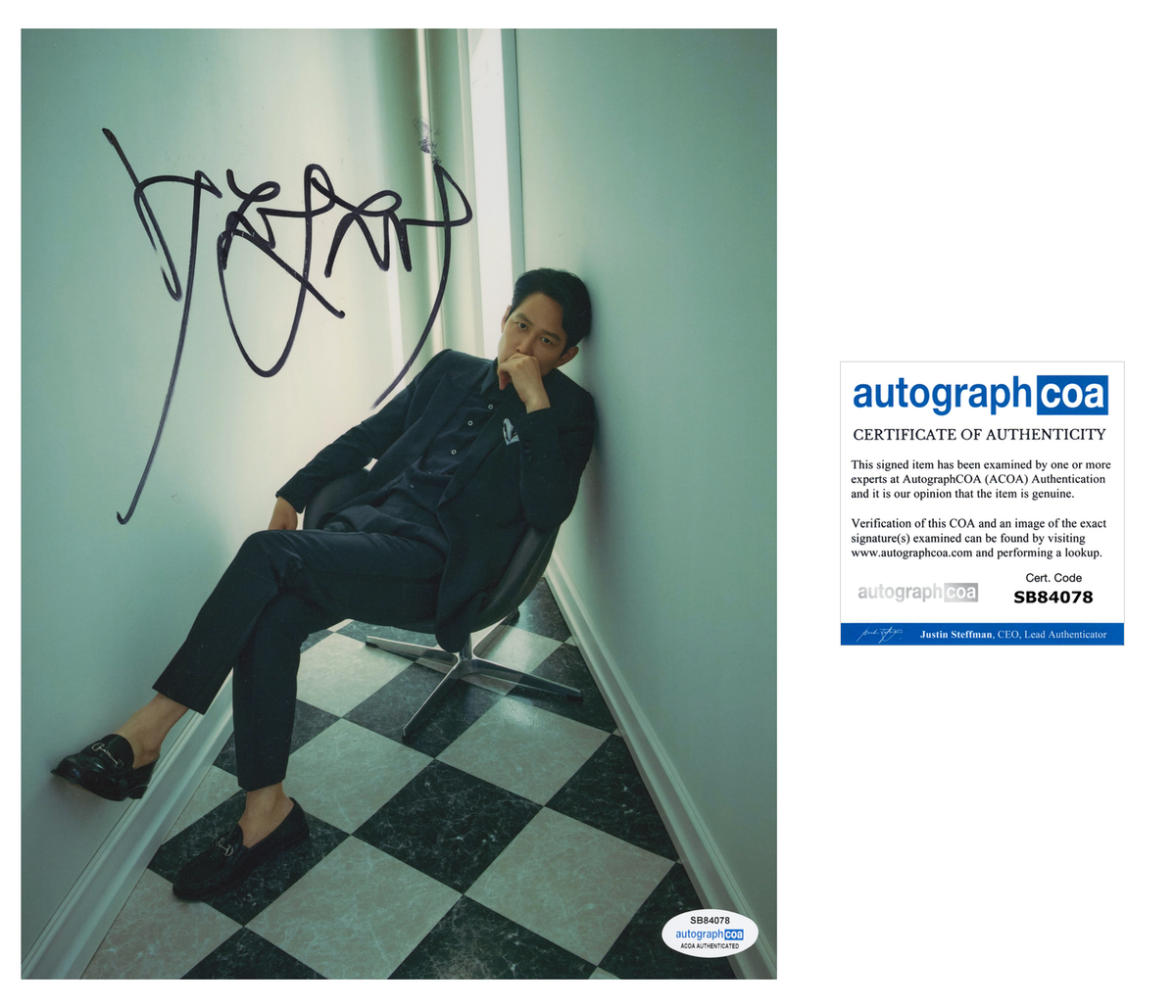Lee Jung-Jae Squid Game Signed Autograph 8x10 Photo ACOA | Outlaw ...