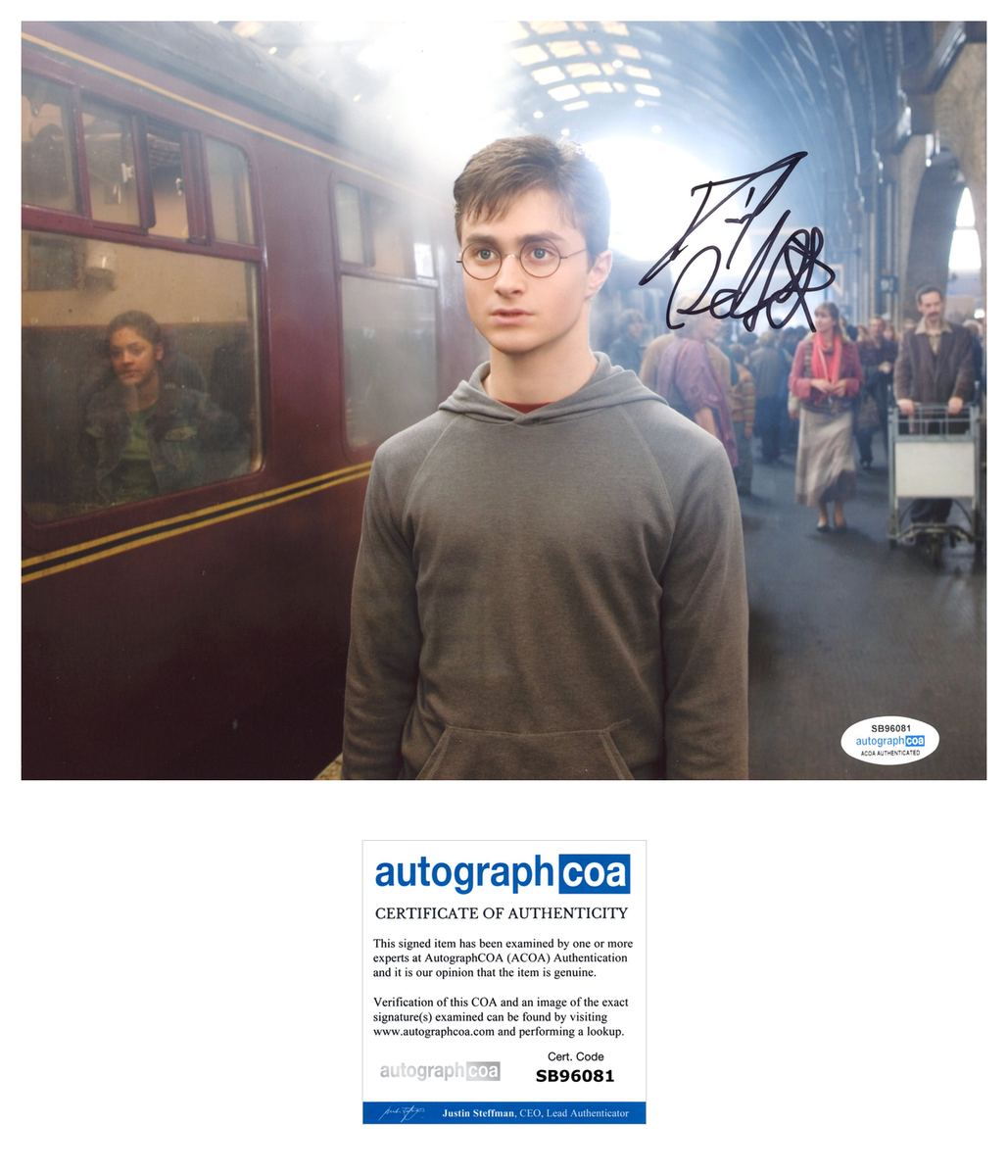 Daniel Radcliffe Harry Potter Signed Autograph 8x10 Photo ACOA | Outlaw ...